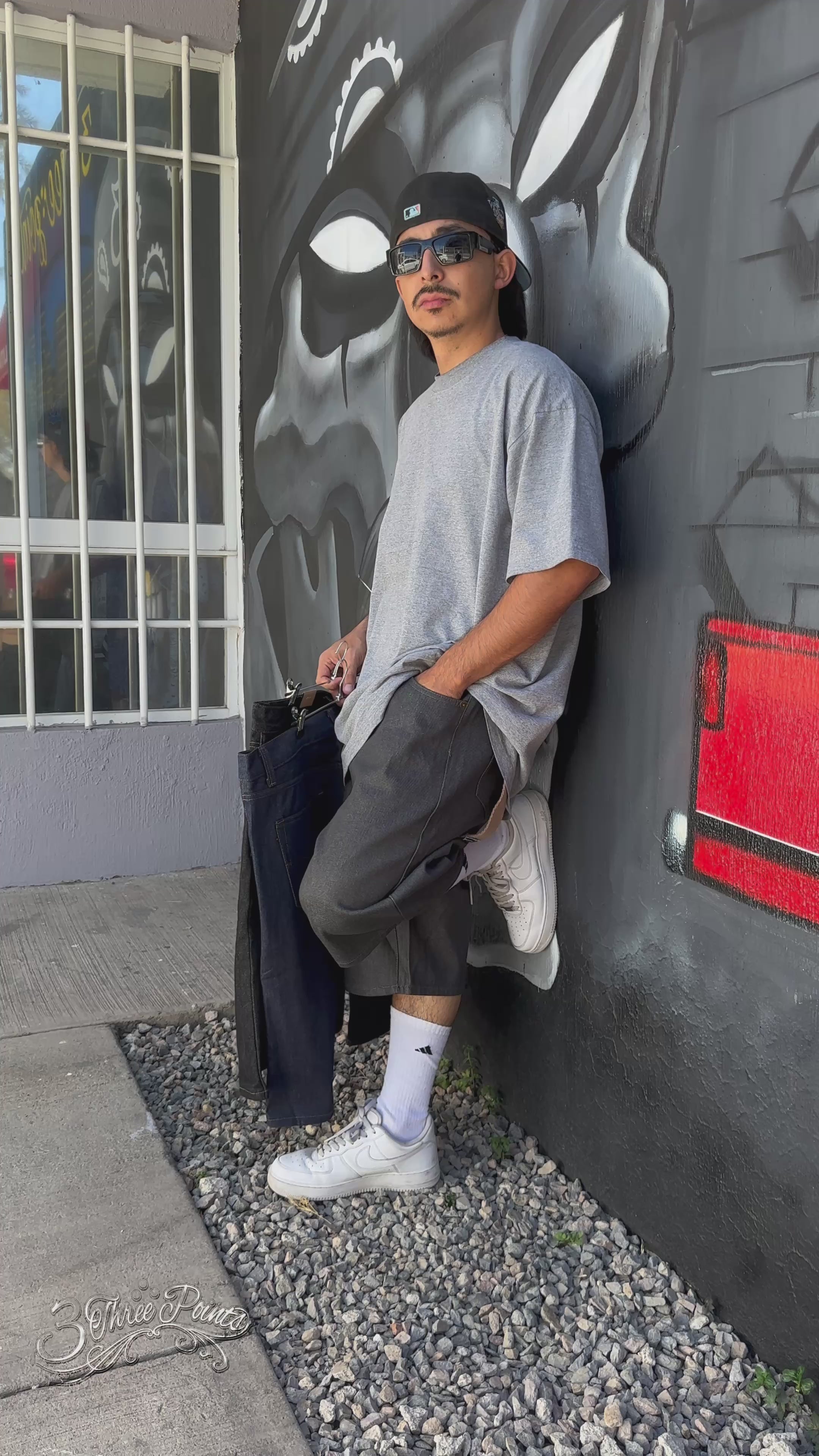 ROPA ORIGINAL CHICANO/CHOLO ORIGINAL – ThreePoints